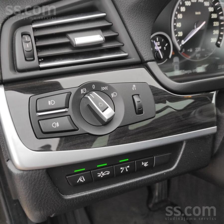 Black BMW 525 2012 in Rezekne, with an engine capacity of 2.00 L and mileage of 277 thousand km for 8350 €, photo 14 on AUTOMOTO.COM.LV
