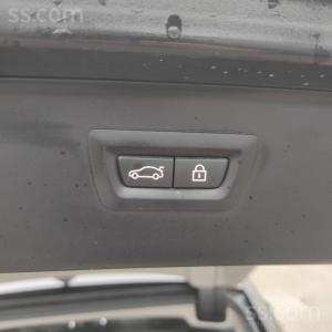 Black BMW 525 2012 in Rezekne, with an engine capacity of 2.00 L and mileage of 277 thousand km for 8350 €, photo 24 on AUTOMOTO.COM.LV