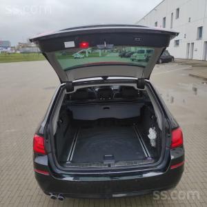 Black BMW 525 2012 in Rezekne, with an engine capacity of 2.00 L and mileage of 277 thousand km for 8350 €, photo 35 on AUTOMOTO.COM.LV