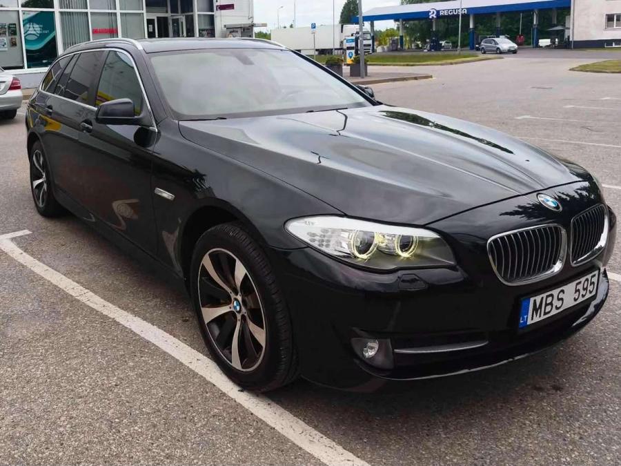 Black BMW 525 2012 in Marijampole, with an engine capacity of 2.00 L and mileage of 340 thousand km for 7900 €, photo 1 on AUTOMOTO.COM.LV