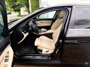 Black BMW 525 2012 in Marijampole, with an engine capacity of 2.00 L and mileage of 340 thousand km for 7900 €, photo 12 on AUTOMOTO.COM.LV