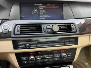 Black BMW 525 2012 in Ukmerge, with an engine capacity of 2.00 L and mileage of 227 thousand km for 8900 €, photo 12 on AUTOMOTO.COM.LV