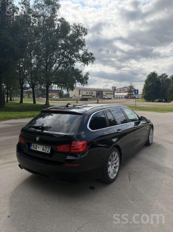 Melns BMW 525 2012 Saldus, ar dzinēja tilpumu 2.00 L un nobraukumu 373 tūkst. km par 9300 €, foto 6 vietnē AUTOMOTO.COM.LV