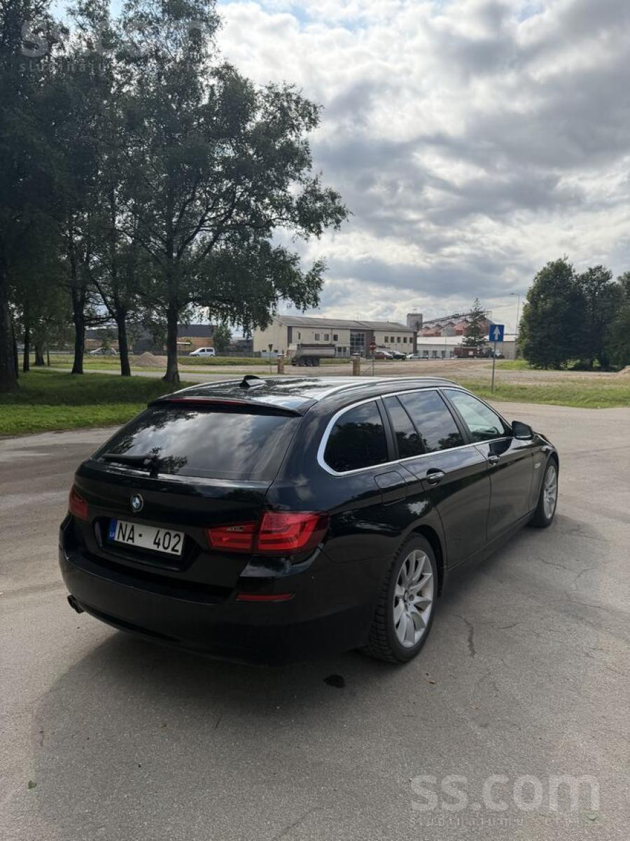 Melns BMW 525 2012 Saldus, ar dzinēja tilpumu 2.00 L un nobraukumu 373 tūkst. km par 9300 €, foto 7 vietnē AUTOMOTO.COM.LV