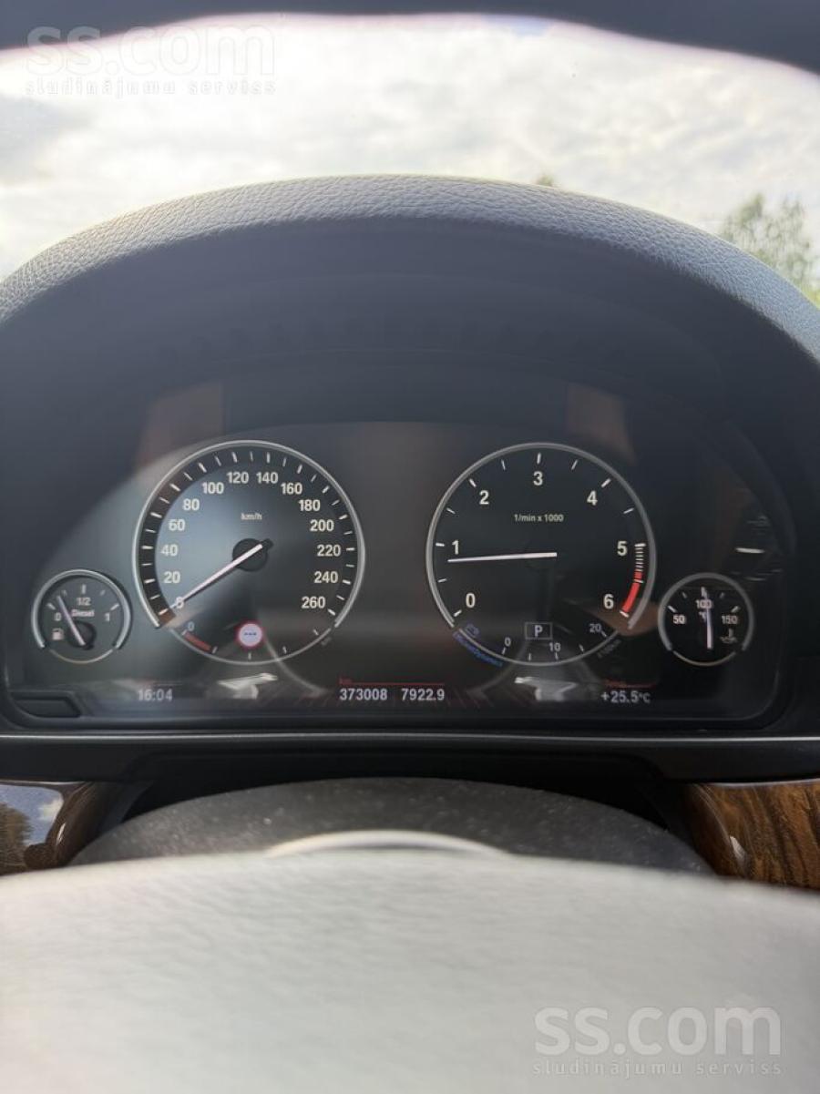 Melns BMW 525 2012 Saldus, ar dzinēja tilpumu 2.00 L un nobraukumu 373 tūkst. km par 9300 €, foto 17 vietnē AUTOMOTO.COM.LV
