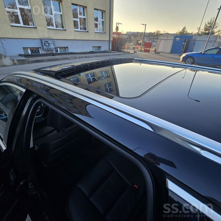 Black BMW 525 2012 in Riga, with an engine capacity of 2.00 L and mileage of 316 thousand km for 6600 €, photo 16 on AUTOMOTO.COM.LV