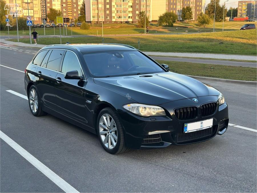 Black BMW 525 2012 in Jonava, with an engine capacity of 2.00 L and mileage of 283 thousand km for 8200 €, photo 1 on AUTOMOTO.COM.LV