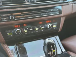 Black BMW 525 2012 in Jonava, with an engine capacity of 2.00 L and mileage of 283 thousand km for 8200 €, photo 15 on AUTOMOTO.COM.LV