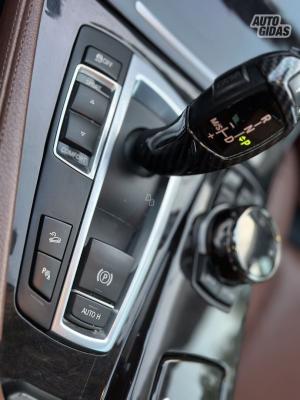 Black BMW 525 2012 in Jonava, with an engine capacity of 2.00 L and mileage of 283 thousand km for 8200 €, photo 17 on AUTOMOTO.COM.LV