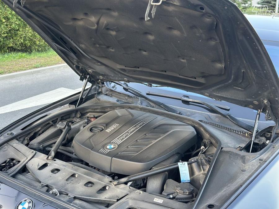 Black BMW 525 2012 in Jonava, with an engine capacity of 2.00 L and mileage of 283 thousand km for 8200 €, photo 30 on AUTOMOTO.COM.LV