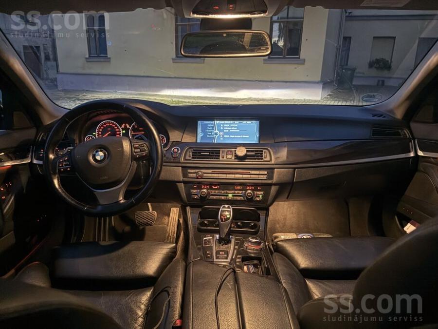 Melns BMW 525 2012 Bauska, ar dzinēja tilpumu 2.00 L un nobraukumu 260 tūkst. km par 7390 €, foto 17 vietnē AUTOMOTO.COM.LV