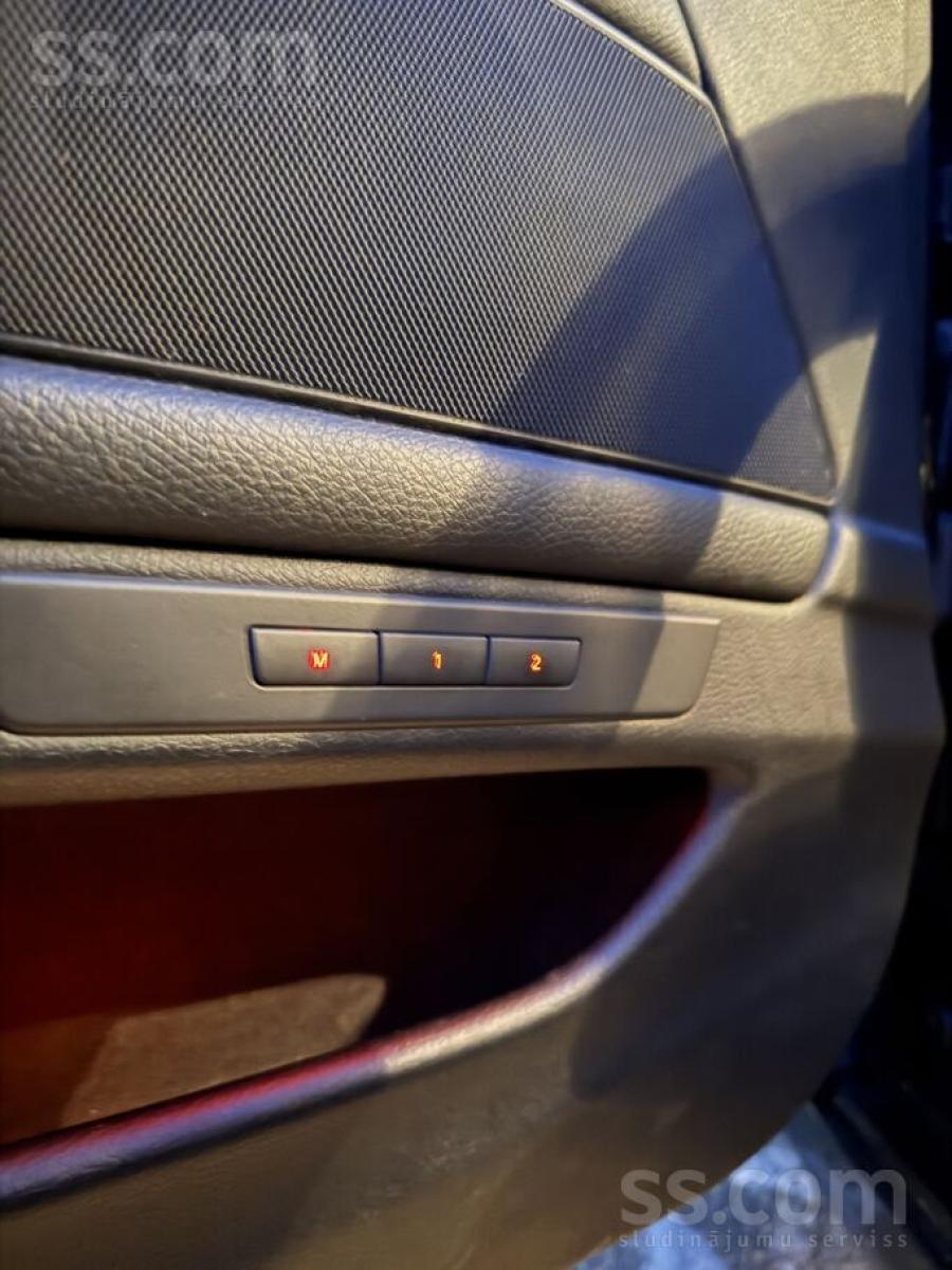 Melns BMW 525 2012 Bauska, ar dzinēja tilpumu 2.00 L un nobraukumu 260 tūkst. km par 7390 €, foto 24 vietnē AUTOMOTO.COM.LV