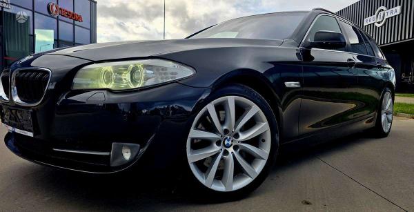 Melns BMW 525 2012 Šauļi, ar dzinēja tilpumu 2.00 L un nobraukumu 260 tūkst. km par 7650 €, foto 11 vietnē AUTOMOTO.COM.LV