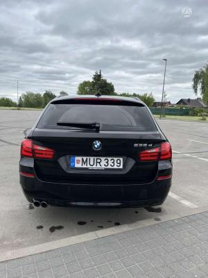 Black BMW 525 2012 in Panevezys, with an engine capacity of 2.00 L and mileage of 365 thousand km for 9000 €, photo 7 on AUTOMOTO.COM.LV