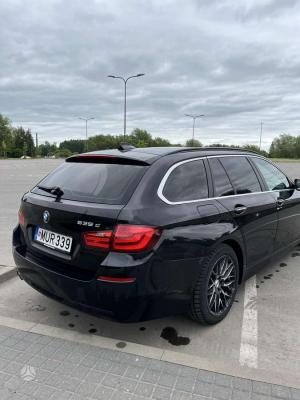 Black BMW 525 2012 in Panevezys, with an engine capacity of 2.00 L and mileage of 365 thousand km for 9000 €, photo 8 on AUTOMOTO.COM.LV