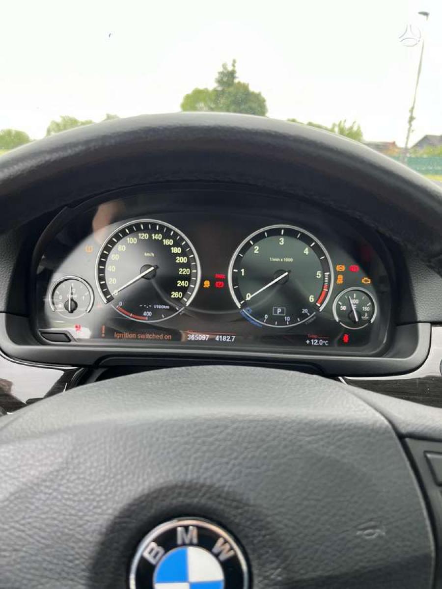 Black BMW 525 2012 in Panevezys, with an engine capacity of 2.00 L and mileage of 365 thousand km for 9000 €, photo 14 on AUTOMOTO.COM.LV