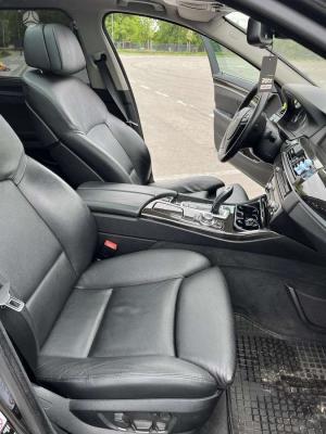 Black BMW 525 2012 in Panevezys, with an engine capacity of 2.00 L and mileage of 365 thousand km for 9000 €, photo 15 on AUTOMOTO.COM.LV