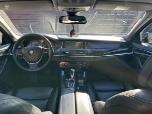 Melns BMW 525 2013 Marijampole, ar dzinēja tilpumu 2.00 L un nobraukumu 289 tūkst. km par 9900 €, foto 7 vietnē AUTOMOTO.COM.LV