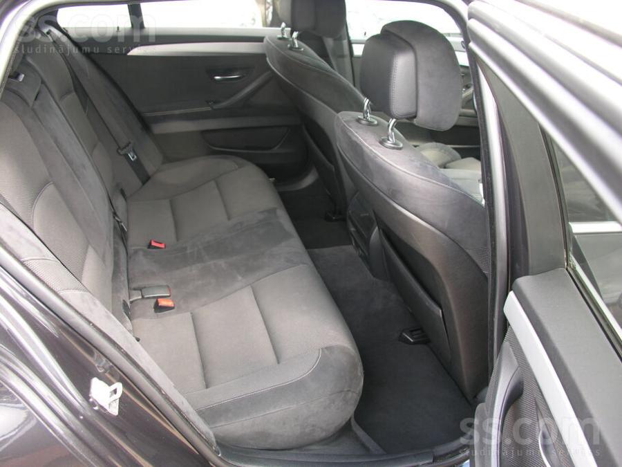 Black BMW 525 2013 in Riga, with an engine capacity of 2.00 L and mileage of 0 thousand km for 9350 €, photo 11 on AUTOMOTO.COM.LV