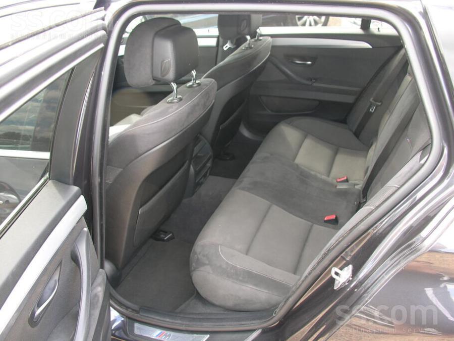 Black BMW 525 2013 in Riga, with an engine capacity of 2.00 L and mileage of 0 thousand km for 9350 €, photo 12 on AUTOMOTO.COM.LV