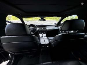 Black BMW 525 2013 in Kaunas, with an engine capacity of 2.00 L and mileage of 316 thousand km for 9800 €, photo 18 on AUTOMOTO.COM.LV