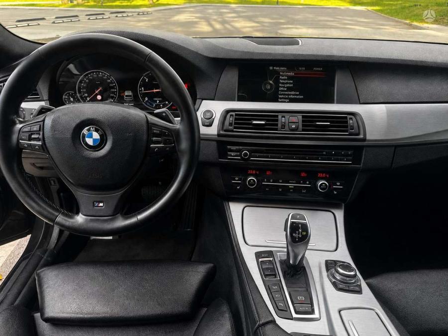 Black BMW 525 2013 in Kaunas, with an engine capacity of 2.00 L and mileage of 316 thousand km for 9800 €, photo 21 on AUTOMOTO.COM.LV