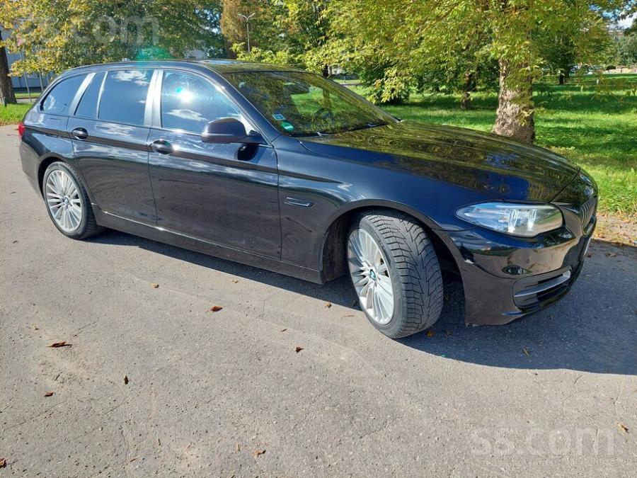 Black BMW 525 2013 in Jelgava, with an engine capacity of 2.00 L and mileage of 240 thousand km for 11000 €, photo 4 on AUTOMOTO.COM.LV