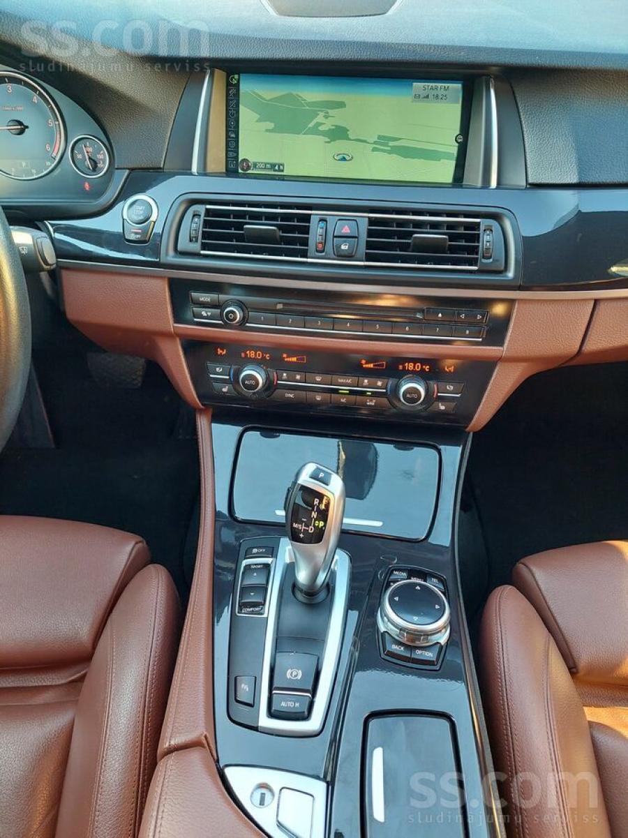 Black BMW 525 2013 in Jelgava, with an engine capacity of 2.00 L and mileage of 240 thousand km for 11000 €, photo 21 on AUTOMOTO.COM.LV