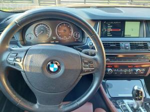 Black BMW 525 2013 in Jelgava, with an engine capacity of 2.00 L and mileage of 240 thousand km for 11000 €, photo 22 on AUTOMOTO.COM.LV