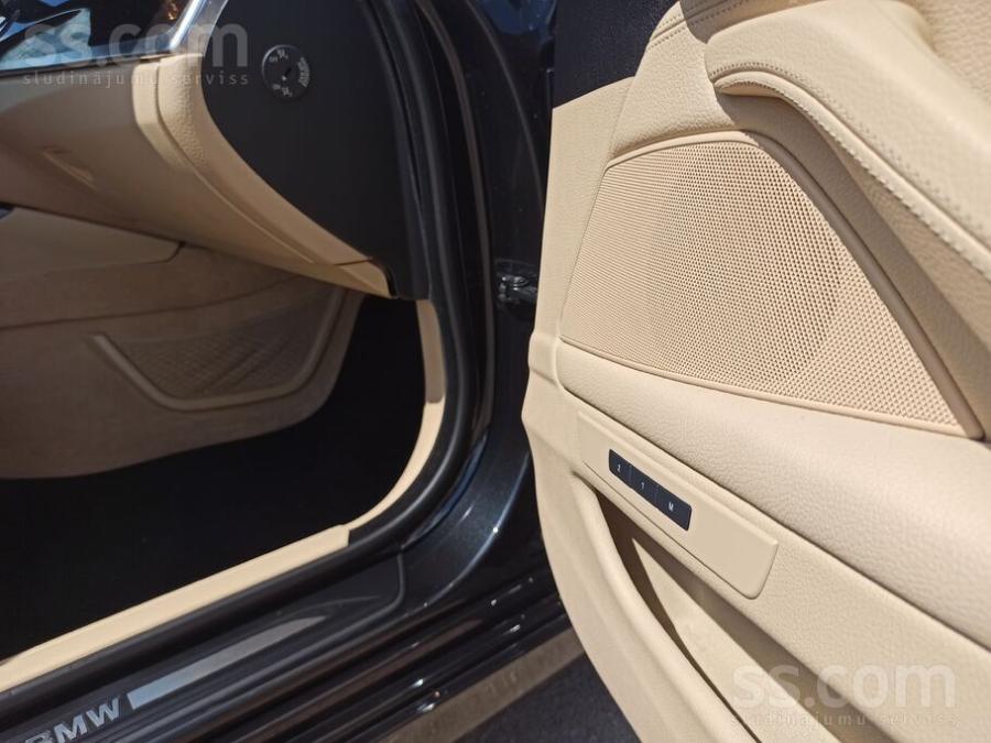 Melns BMW 525 2013 Daugavpils, ar dzinēja tilpumu 2.00 L un nobraukumu 0 tūkst. km par 11350 €, foto 18 vietnē AUTOMOTO.COM.LV