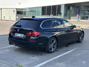 Black BMW 525 2013 in Vilnius, with an engine capacity of 2.00 L and mileage of 285 thousand km for 10000 €, photo 5 on AUTOMOTO.COM.LV