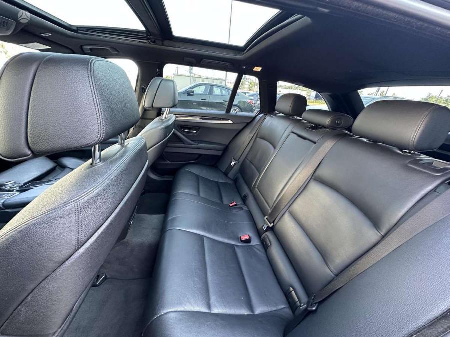 Black BMW 525 2013 in Vilnius, with an engine capacity of 2.00 L and mileage of 285 thousand km for 10000 €, photo 11 on AUTOMOTO.COM.LV