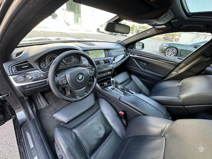 Black BMW 525 2013 in Vilnius, with an engine capacity of 2.00 L and mileage of 285 thousand km for 10000 €, photo 15 on AUTOMOTO.COM.LV