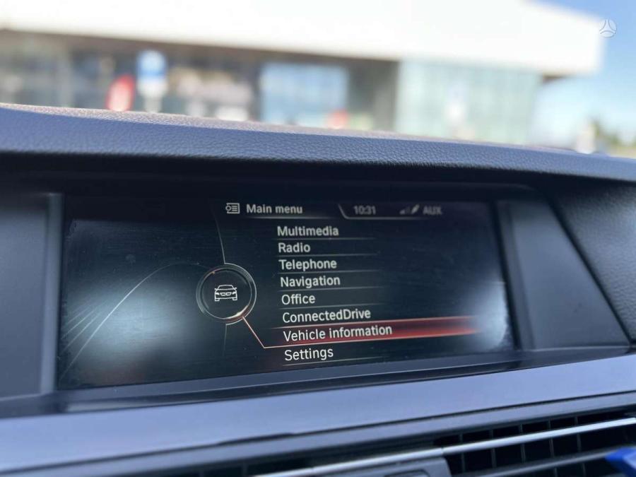 Black BMW 525 2013 in Vilnius, with an engine capacity of 2.00 L and mileage of 285 thousand km for 10000 €, photo 24 on AUTOMOTO.COM.LV
