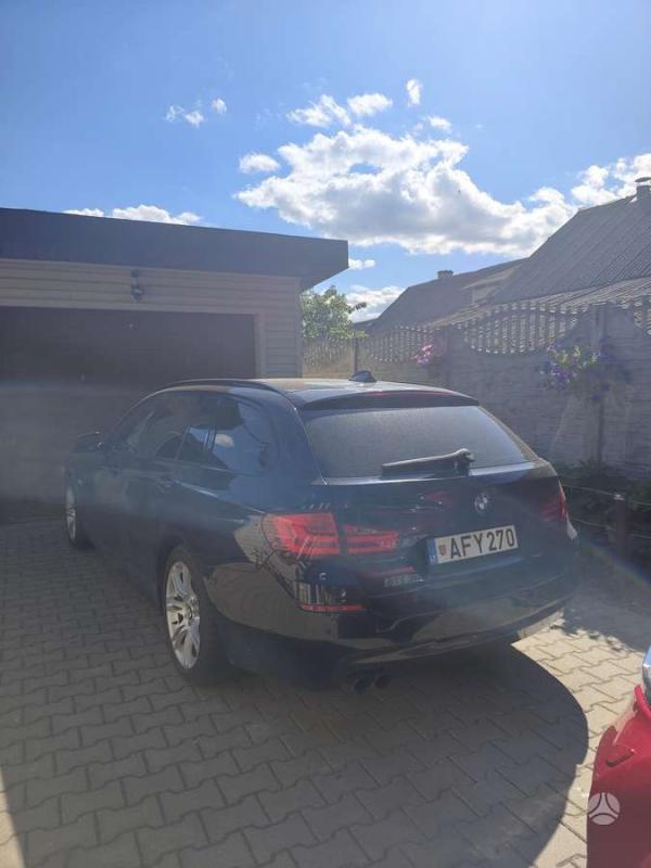 Black BMW 525 2013 in Kaunas, with an engine capacity of 2.00 L and mileage of 315 thousand km for 8500 €, photo 3 on AUTOMOTO.COM.LV