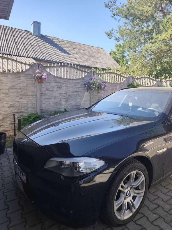 Black BMW 525 2013 in Kaunas, with an engine capacity of 2.00 L and mileage of 315 thousand km for 8500 €, photo 4 on AUTOMOTO.COM.LV