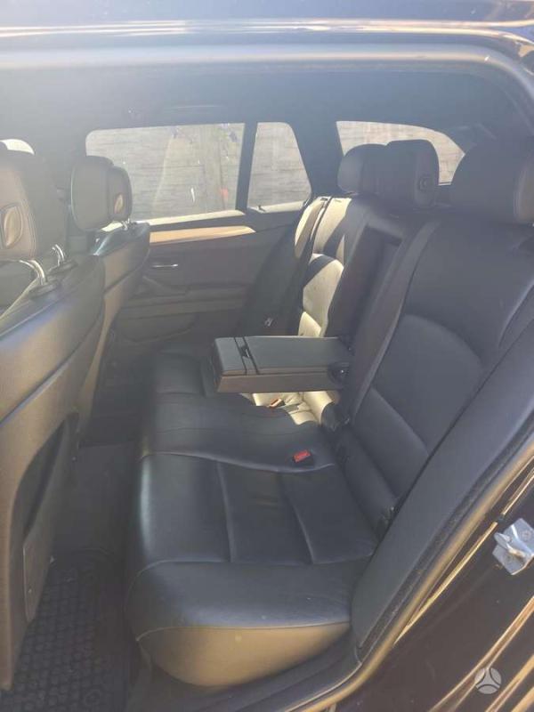 Black BMW 525 2013 in Kaunas, with an engine capacity of 2.00 L and mileage of 315 thousand km for 8500 €, photo 7 on AUTOMOTO.COM.LV