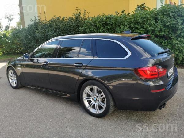 Black BMW 525 2013 in Bauska, with an engine capacity of 2.00 L and mileage of 190 thousand km for 8450 €, photo 4 on AUTOMOTO.COM.LV