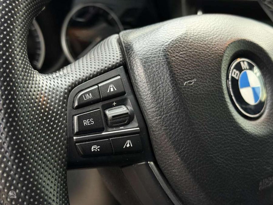 Melns BMW 525 2013 Viļņa, ar dzinēja tilpumu 2.00 L un nobraukumu 242 tūkst. km par 10500 €, foto 15 vietnē AUTOMOTO.COM.LV