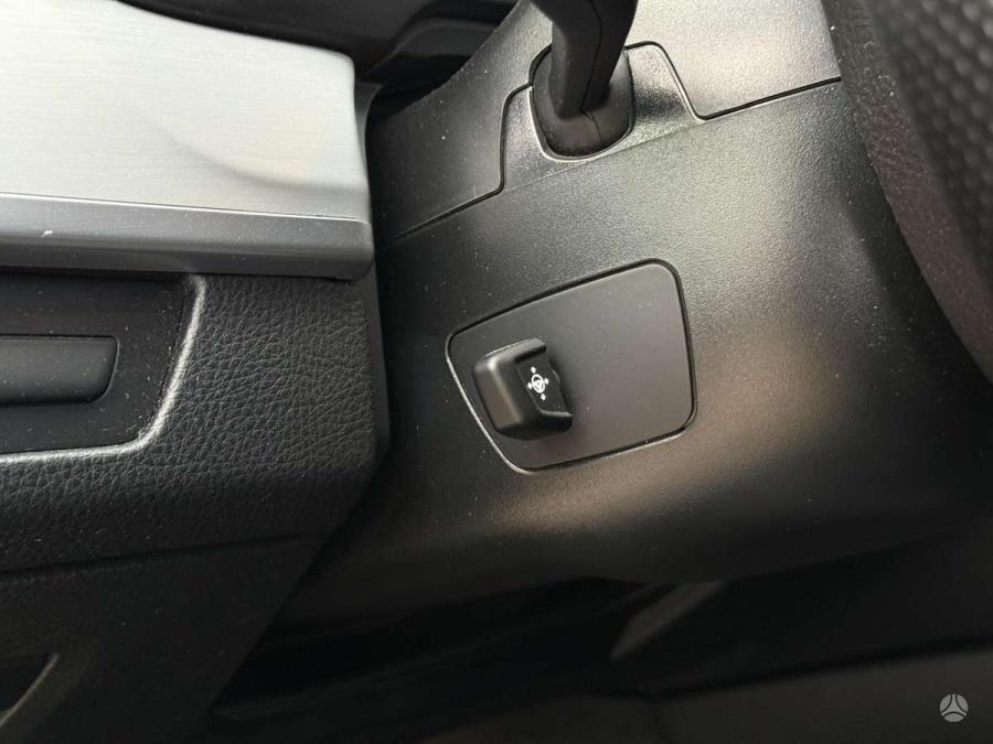 Melns BMW 525 2013 Viļņa, ar dzinēja tilpumu 2.00 L un nobraukumu 242 tūkst. km par 10500 €, foto 22 vietnē AUTOMOTO.COM.LV