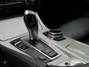 Melns BMW 525 2013 Viļņa, ar dzinēja tilpumu 2.00 L un nobraukumu 242 tūkst. km par 10500 €, foto 23 vietnē AUTOMOTO.COM.LV