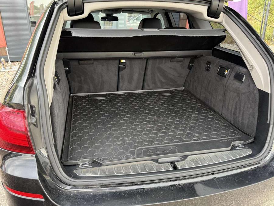 Melns BMW 525 2013 Viļņa, ar dzinēja tilpumu 2.00 L un nobraukumu 242 tūkst. km par 10500 €, foto 28 vietnē AUTOMOTO.COM.LV