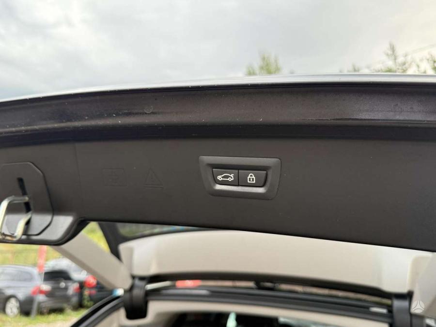 Melns BMW 525 2013 Viļņa, ar dzinēja tilpumu 2.00 L un nobraukumu 242 tūkst. km par 10500 €, foto 29 vietnē AUTOMOTO.COM.LV