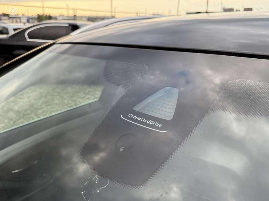 Melns BMW 525 2013 Viļņa, ar dzinēja tilpumu 2.00 L un nobraukumu 242 tūkst. km par 10500 €, foto 35 vietnē AUTOMOTO.COM.LV