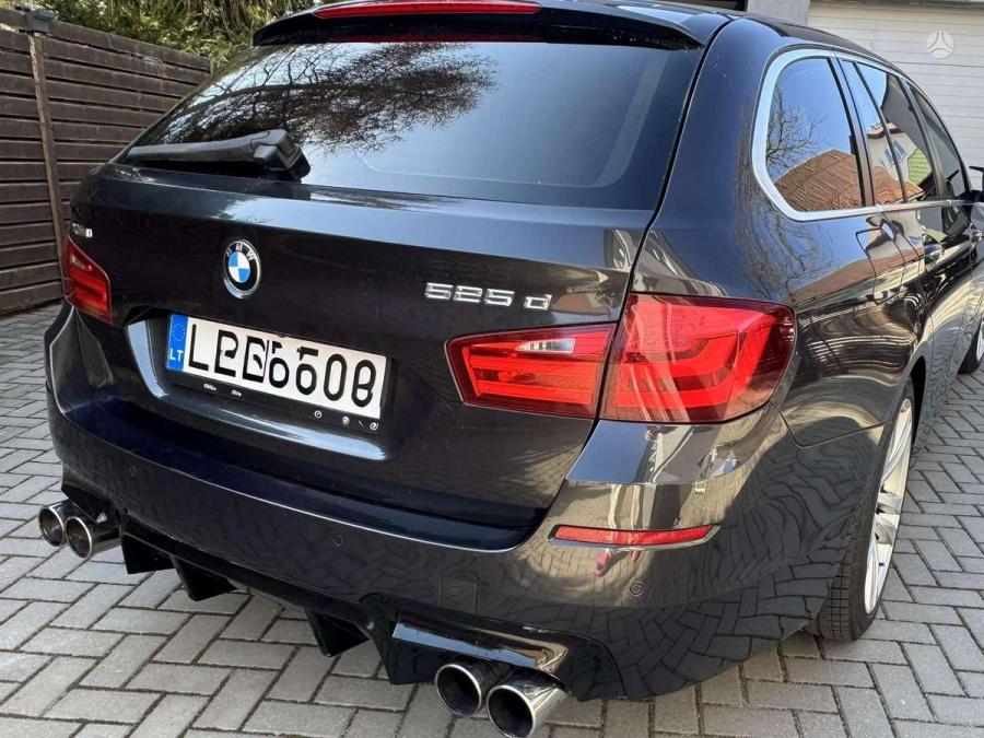 Black BMW 525 2013 in Vilnius, with an engine capacity of 2.00 L and mileage of 312 thousand km for 10800 €, photo 4 on AUTOMOTO.COM.LV