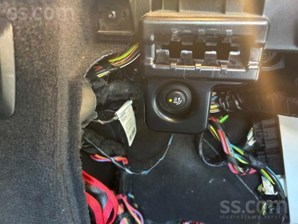 Melns BMW 525 2013 Tukums, ar dzinēja tilpumu 2.00 L un nobraukumu 315 tūkst. km par 11500 €, foto 10 vietnē AUTOMOTO.COM.LV