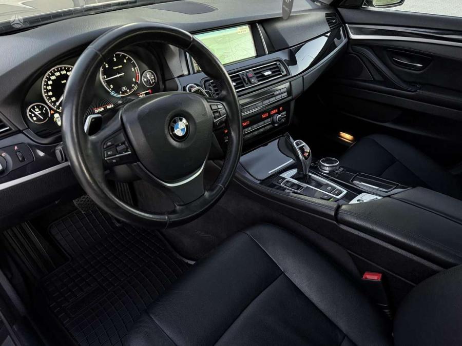 Melns BMW 525 2014 Šauļi, ar dzinēja tilpumu 2.00 L un nobraukumu 222 tūkst. km par 10999 €, foto 12 vietnē AUTOMOTO.COM.LV