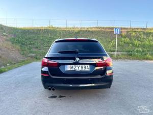 Melns BMW 525 2014 Viļņa, ar dzinēja tilpumu 2.00 L un nobraukumu 315 tūkst. km par 10800 €, foto 4 vietnē AUTOMOTO.COM.LV