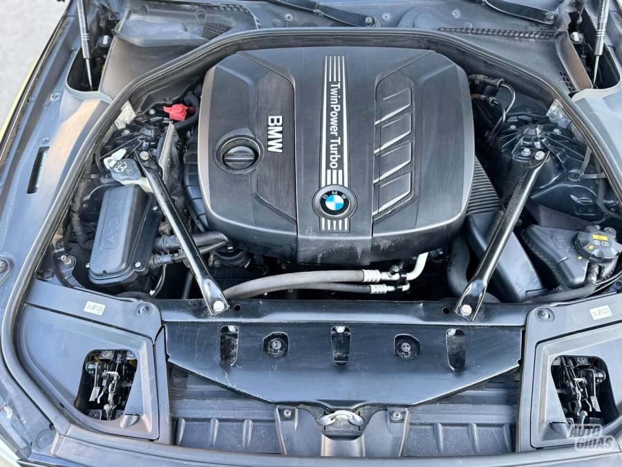 Melns BMW 525 2014 Viļņa, ar dzinēja tilpumu 2.00 L un nobraukumu 315 tūkst. km par 10800 €, foto 16 vietnē AUTOMOTO.COM.LV