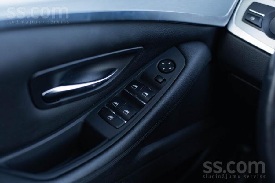 Melns BMW 525 2014 Rīga, ar dzinēja tilpumu 2.00 L un nobraukumu 338 tūkst. km par 12990 €, foto 17 vietnē AUTOMOTO.COM.LV